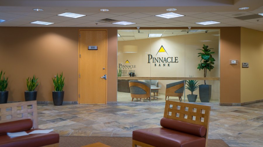 Pinnacle Bank expands to Tempe with new branch and mortgage lending ...