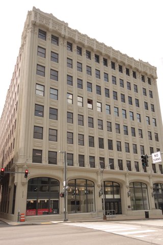 Pittsburgh opens long-awaited one-stop service counter for permits and ...