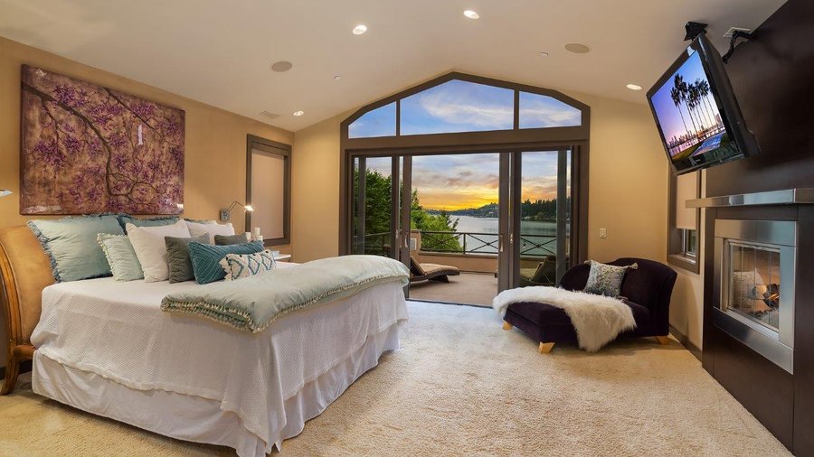 Gregg Petrie $9.4 million Mercer Island manse