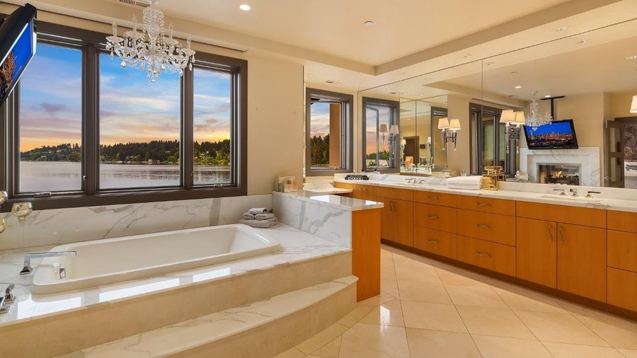 Gregg Petrie $9.4 million Mercer Island manse