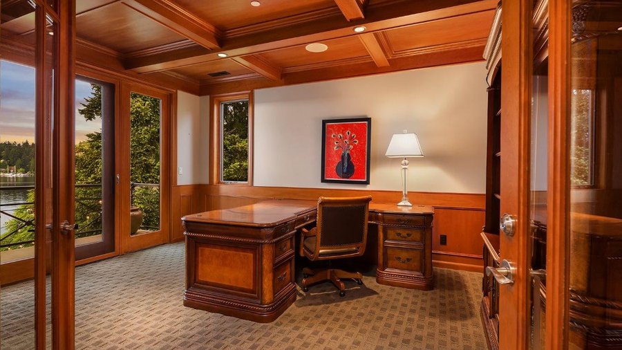 Gregg Petrie $9.4 million Mercer Island manse