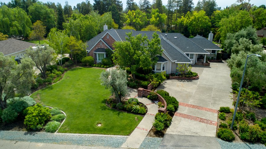 Kim Eichorn 27384 Eagle View Court $2.9