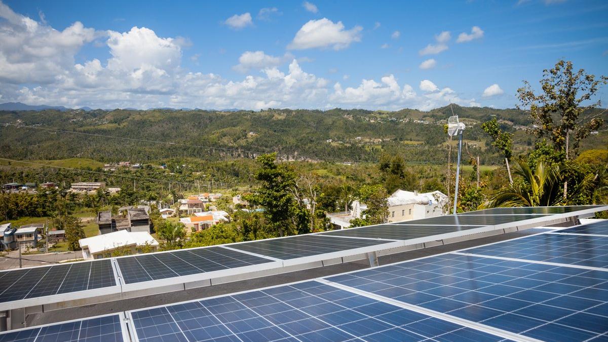 Recent hurricanes boost adoption of solar microgrids by Sunnova Energy ...