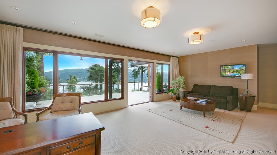 $6.3 million mansion in RockMeadow Farm