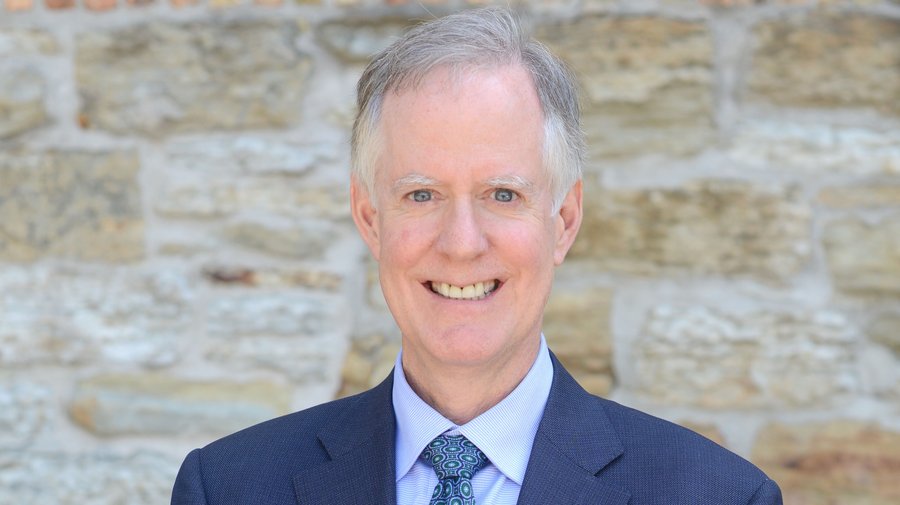 Ex-Hennepin Healthcare CEO Jon Pryor will get $1 million as part of ...