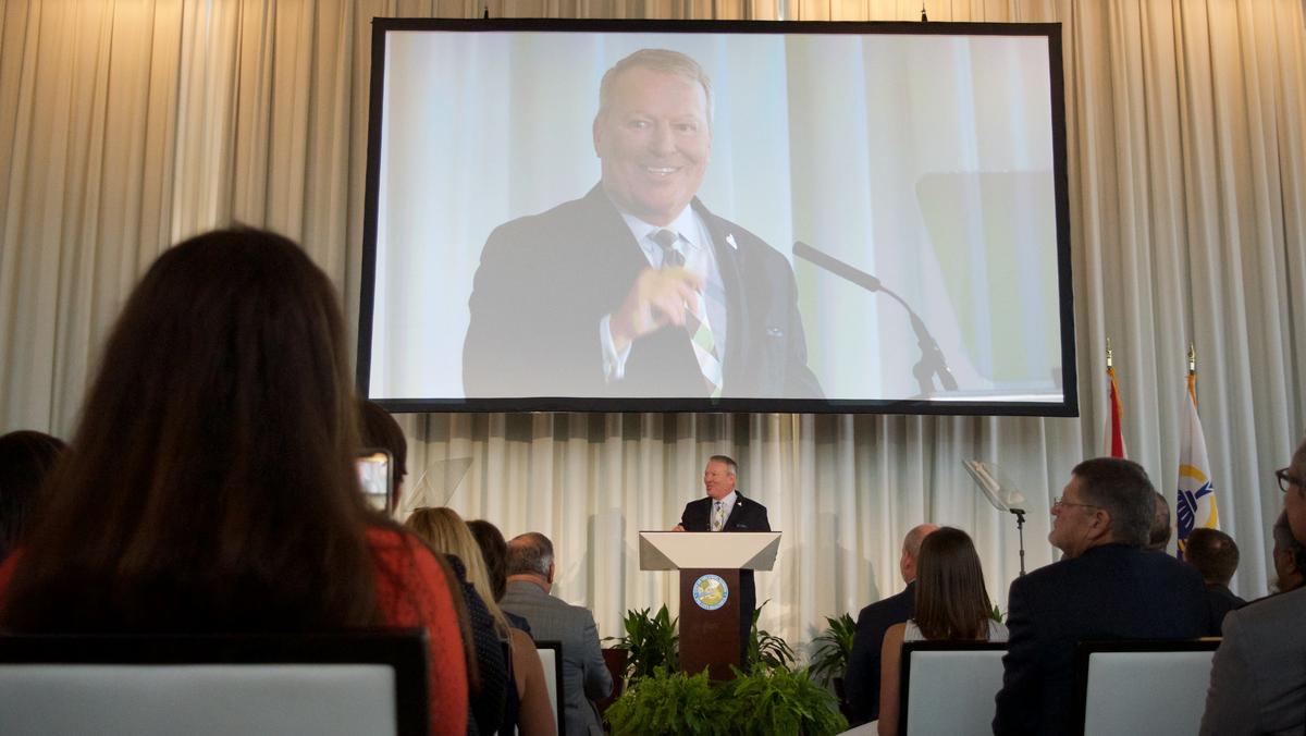 Orlando Mayor Buddy Dyer highlights UCF Downtown, transportation ...
