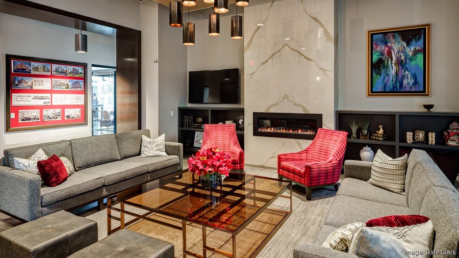 985 N High Borror W 4