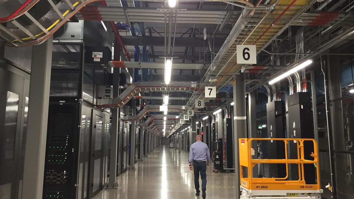 Phoenix metro leads in data center leasing, construction across the U.S ...