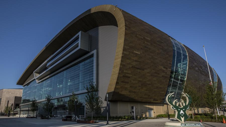 Op-Ed: Arena bringing new development to downtown - Milwaukee Business ...