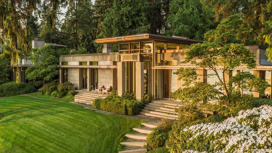 Hunts Point mansion breaks home sale record for Washington - Puget ...