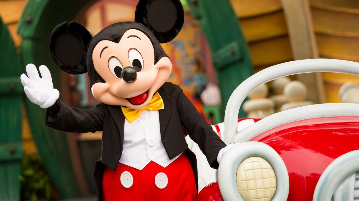 Disney Rdp: Mickey Mouse gets NY exhibit...ESPN soccer deals - L.A ...