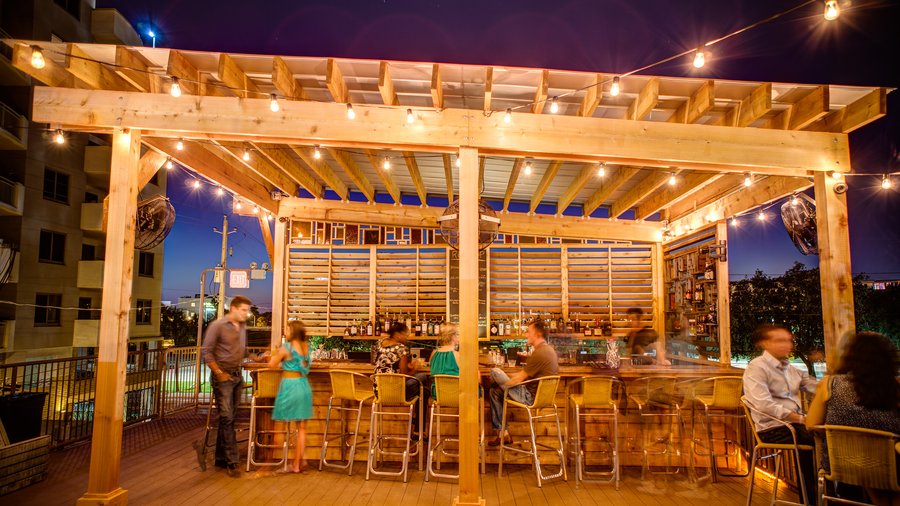 Fly Bar's downtown real estate sold for red-hot price - Tampa Bay ...