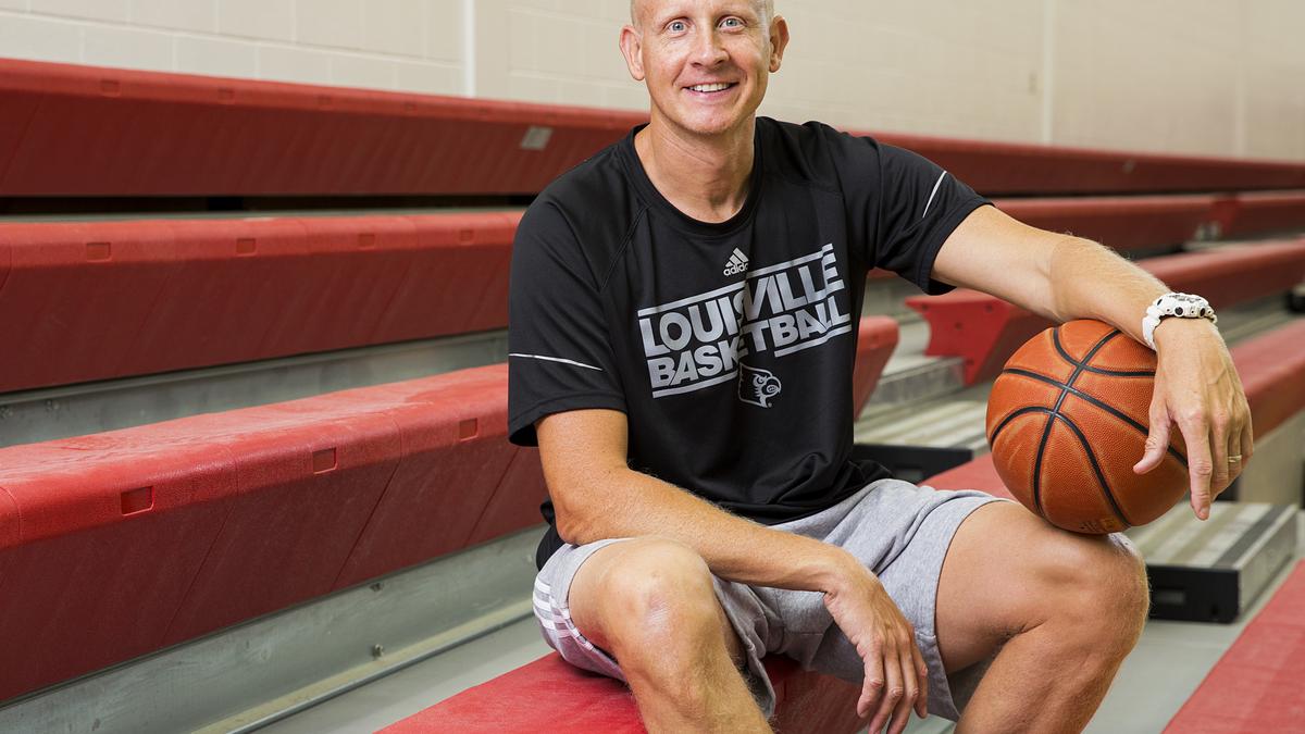Louisville Basketball Coach Chris Mack | semashow.com