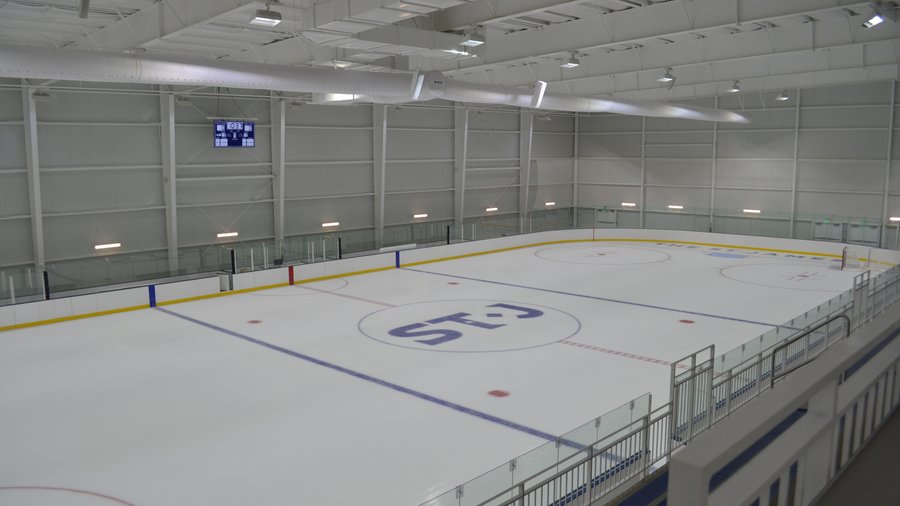 Kevin Durant's youth basketball group inks deal with The St. James ...