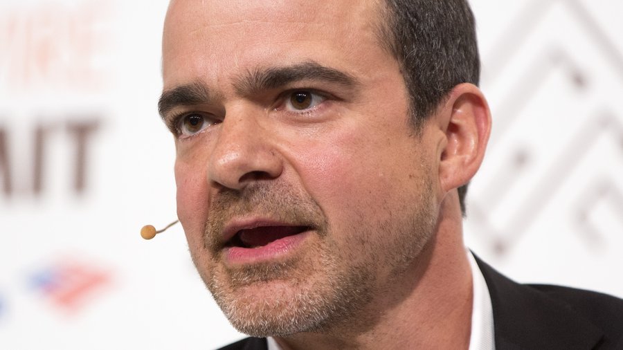 Jeff Wilke, Amazon's CEO of worldwide consumer business, will retire in ...