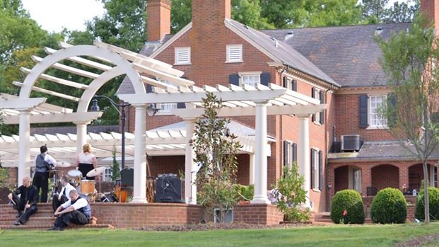 Powell Manor
