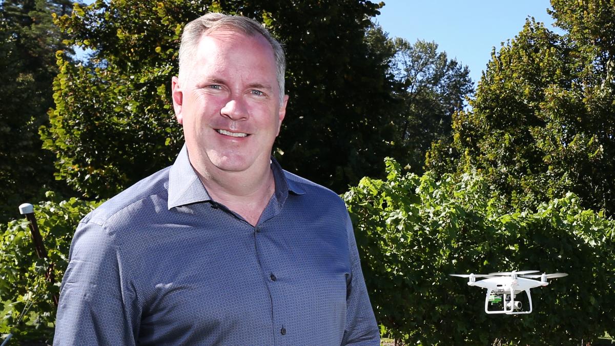 Bellevue drone startup Pollen Systems wants to be wineries' eyes in the ...