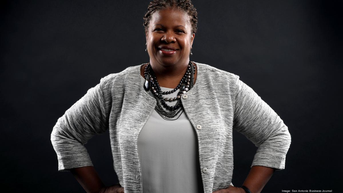 2018 Outstanding Lawyers Awards: Deneen Donnley of USAA - San Antonio ...