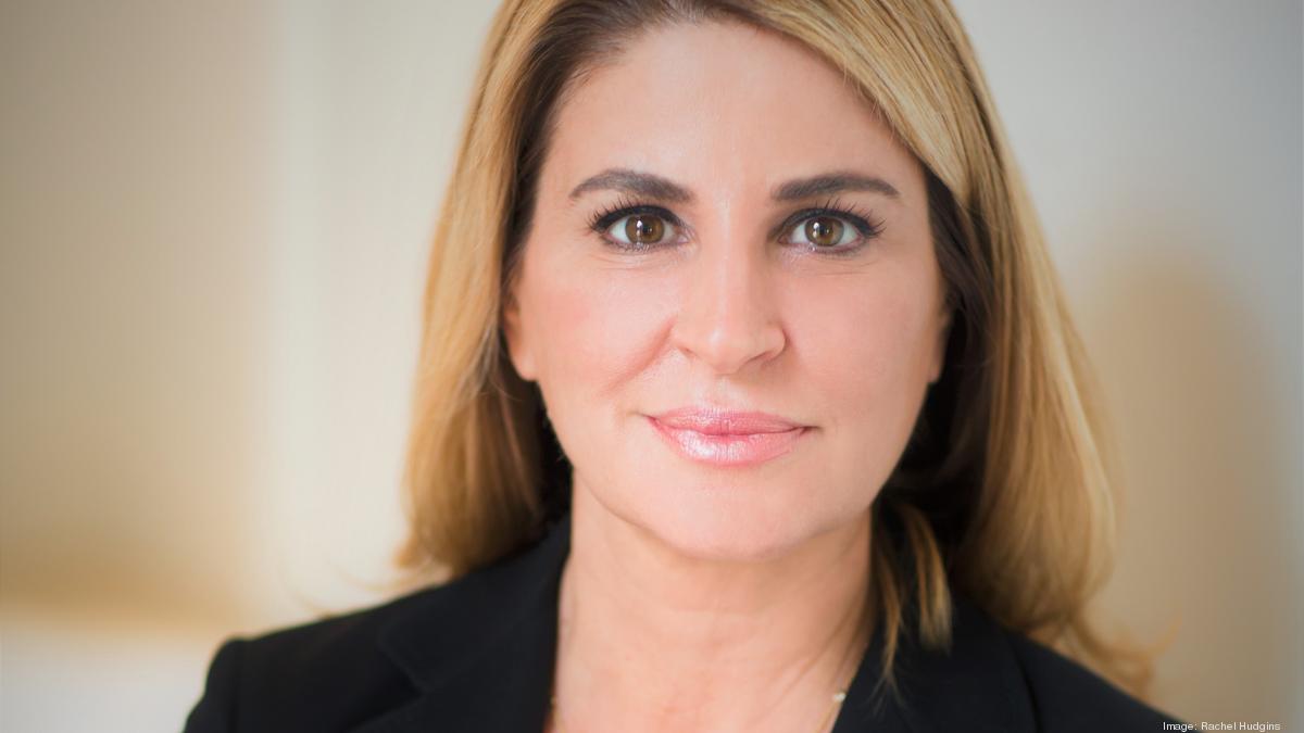 Perry Houston's Instagram, Twitter & Facebook on IDCrawl