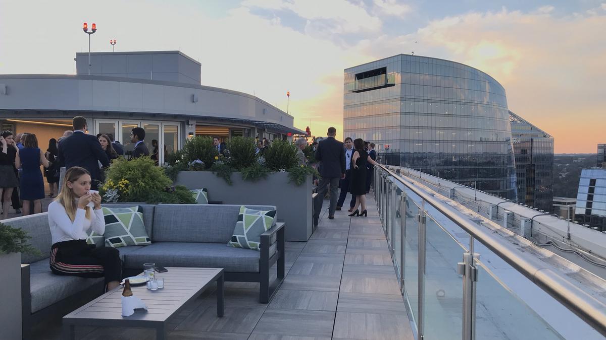 Monday Properties unveils new Rosslyn rooftop - Washington Business Journal
