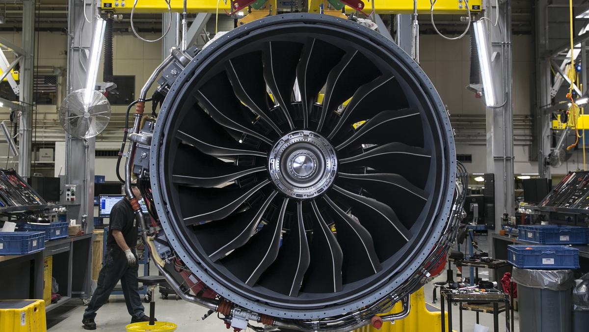 GE Aviation announces major partnership with Boeing to test hybrid ...