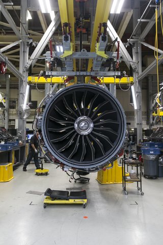 GE Aviation announces major partnership with Boeing to test hybrid ...