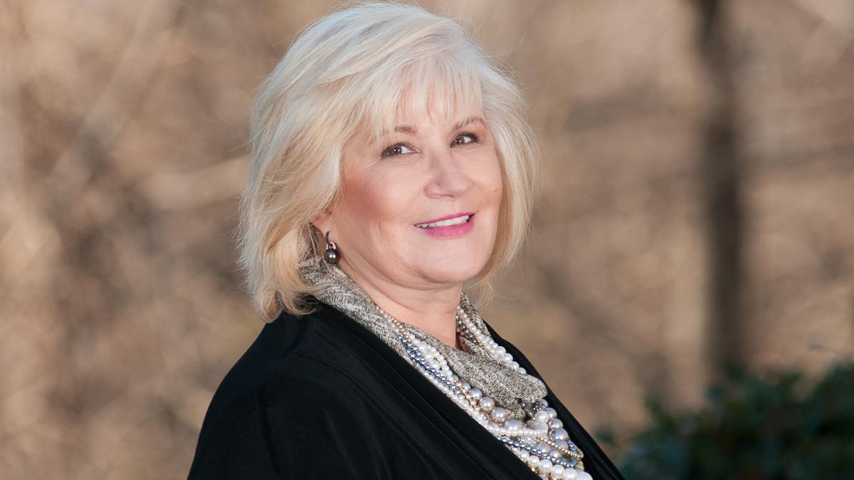 Beth Cayce, founder and CEO of CaraVita Home Care is a 2018 Women Who ...