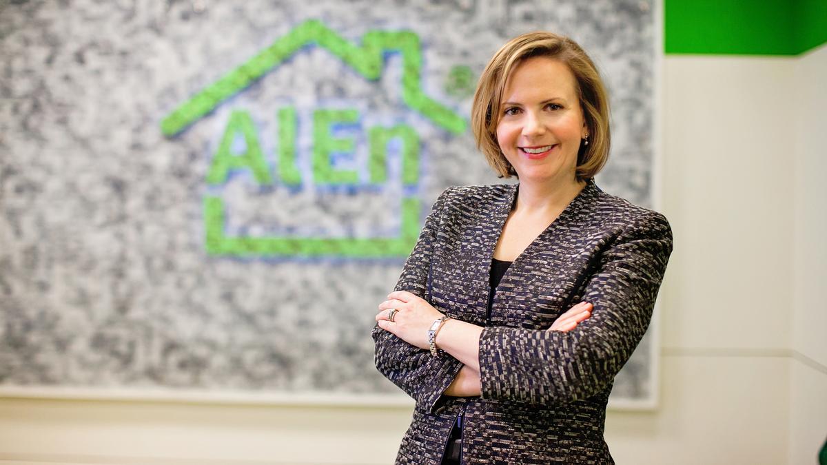 2018 Women Who Mean Business: Colleen Akehurst, former CEO, AlEn USA ...