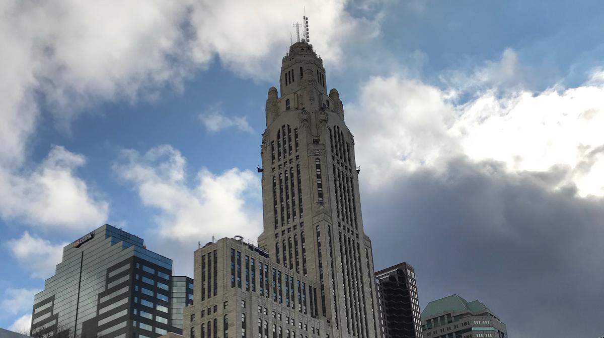 LeVeque Tower's iconic style draws a new office tenant - Columbus ...