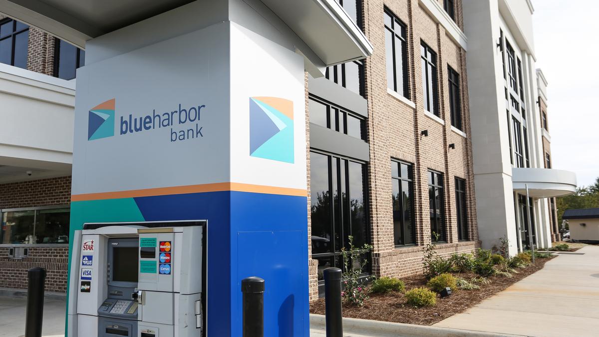 Blueharbor Bank moves branch in downtown Statesville - Charlotte ...