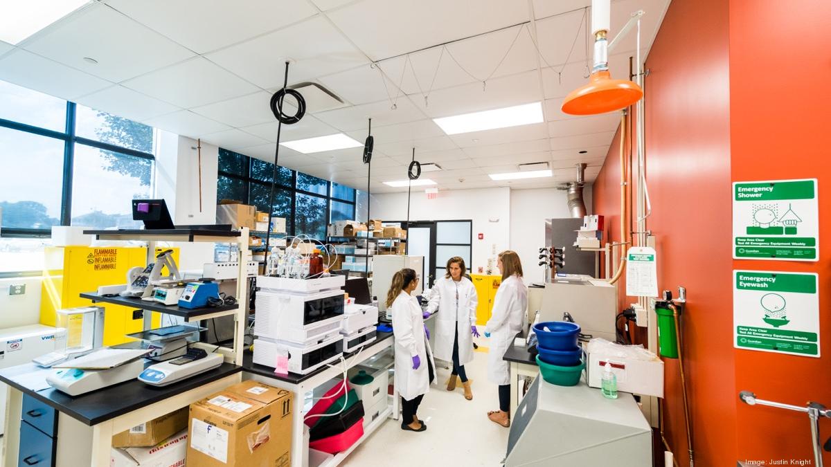 Siamab Therapeutics CEO Jeff Behrens opens LabShares Newton, Newton's ...