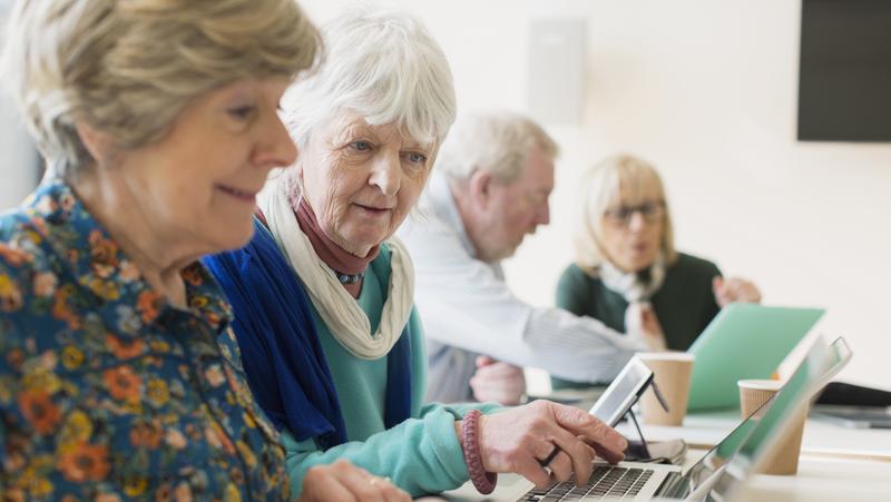 Employers try new tactics to recruit older workers - Bizwomen