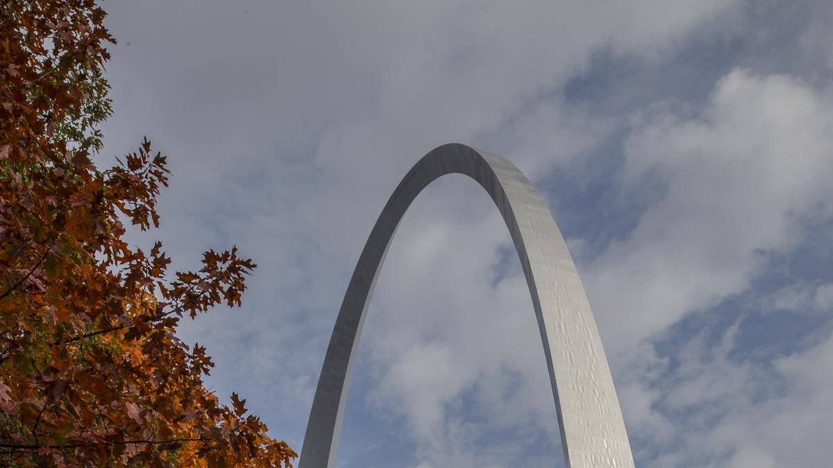 Gateway Arch delays reopening of tram rides due to Covid-19 - St. Louis ...