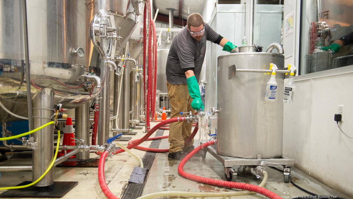 Raise a glass: Craft brewing trainees are coveted by local beermakers ...