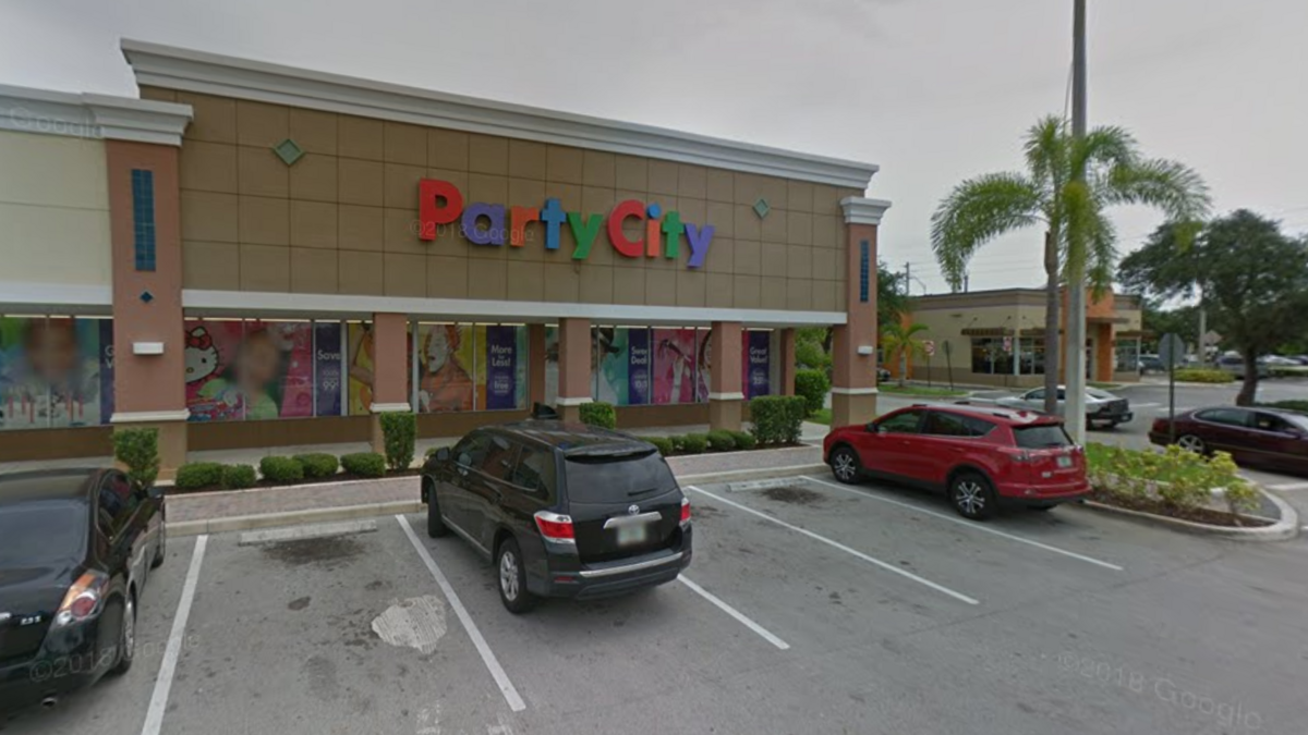 Regency Centers sells Crossroads Square in Pembroke Pines to Longpoint ...
