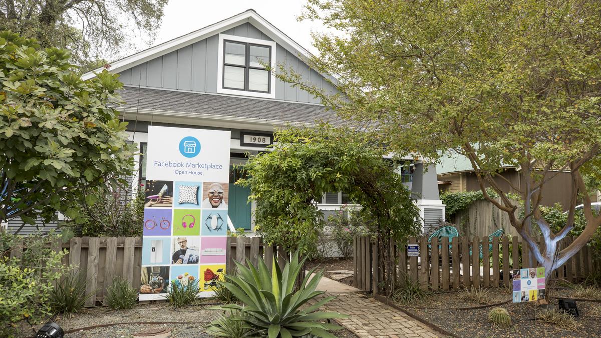 Facebook takes over East Austin home to showcase Craigslist-like ...