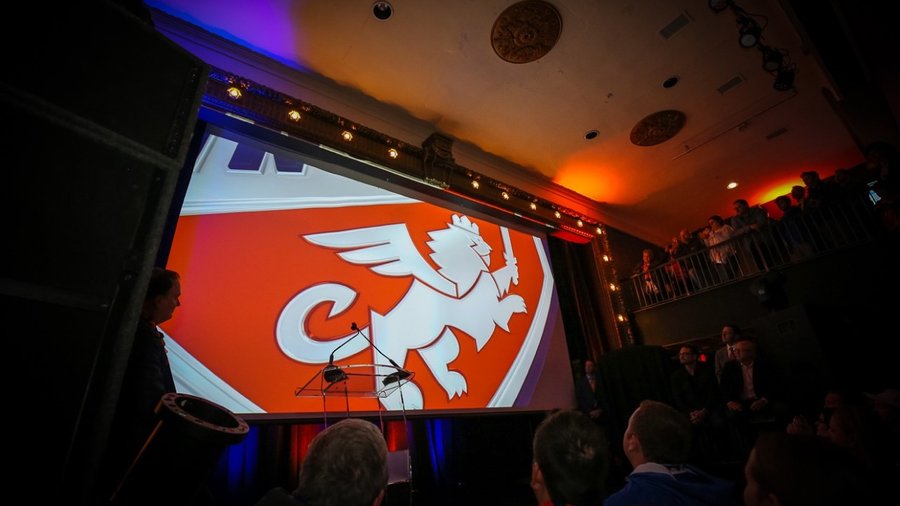 FC Cincinnati logo debut
