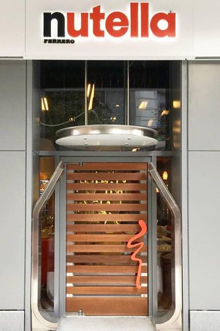 Nutella Cafe? Chocolate spread is featured at new eatery in New York ...