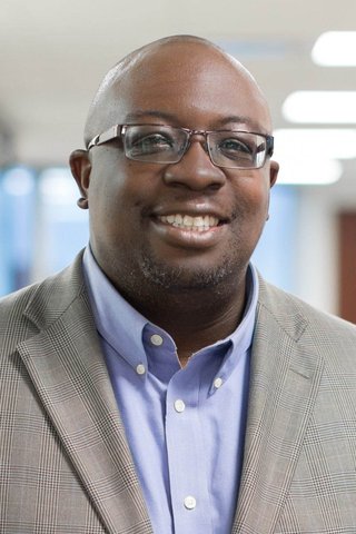 Ken Smith retiring from Spire Inc. (NYSE: SR), Joe Hampton named ...