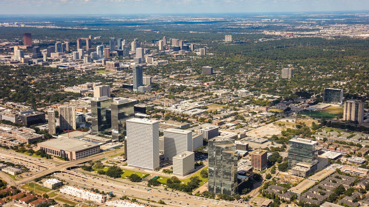 Occidental Petroleum delays HQ move decision - Houston Business Journal