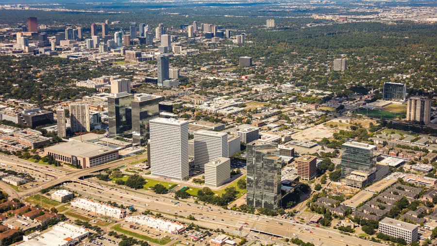 Greenway Plaza’s fundamentals hold steady, despite Transocean, Oxy ...