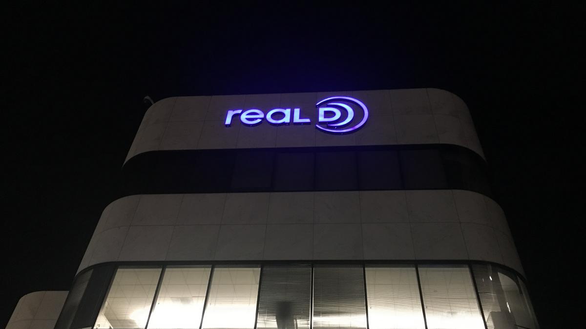 RealD, Wanda ink deal for 100 3D screens - L.A. Business First
