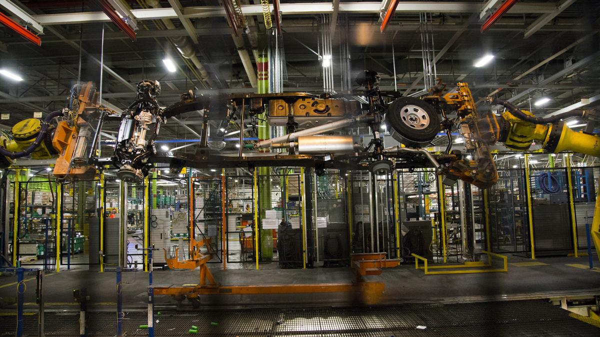 General Motors' mid-size truck segment keeps rolling - St. Louis ...