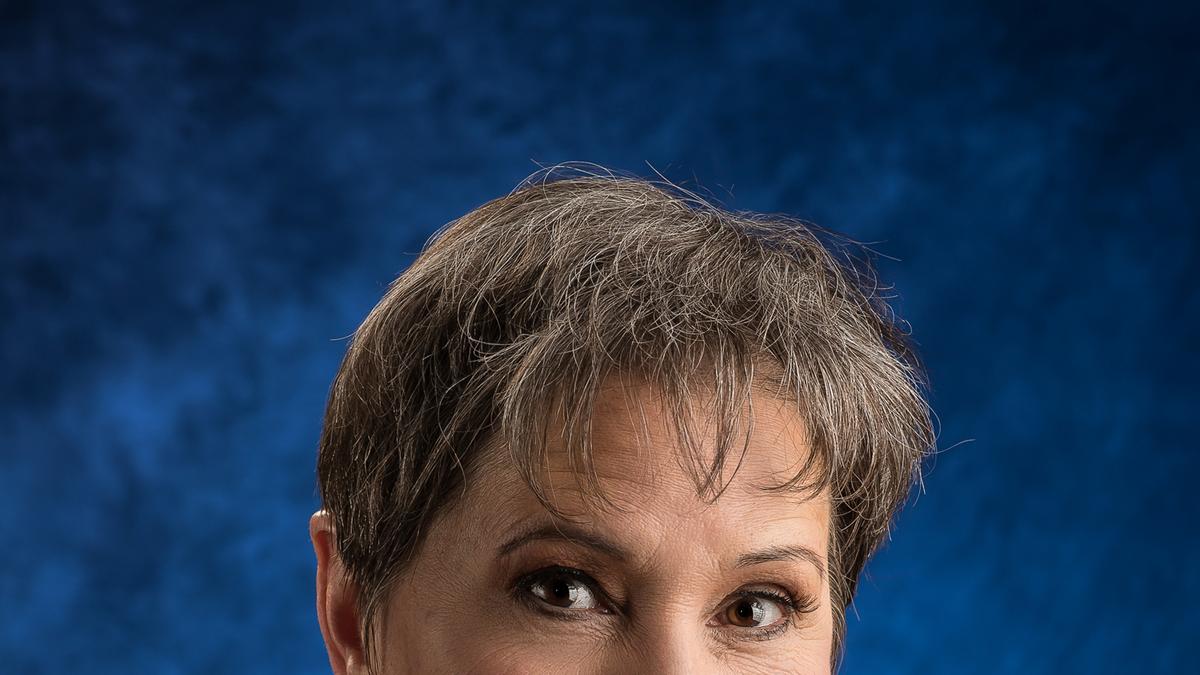 Gail Rubin Women of Influence - Albuquerque Business First