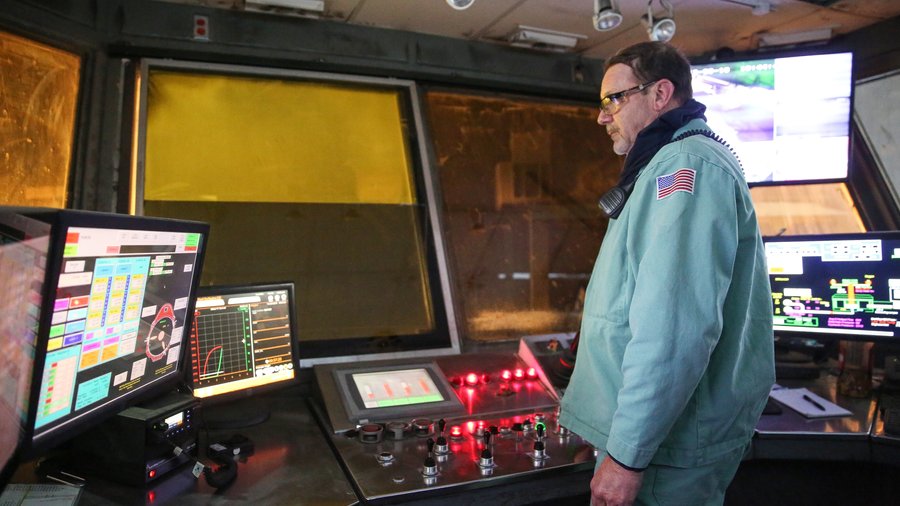 Photos inside Nucor steel plant in Darlington, South Carolina ...