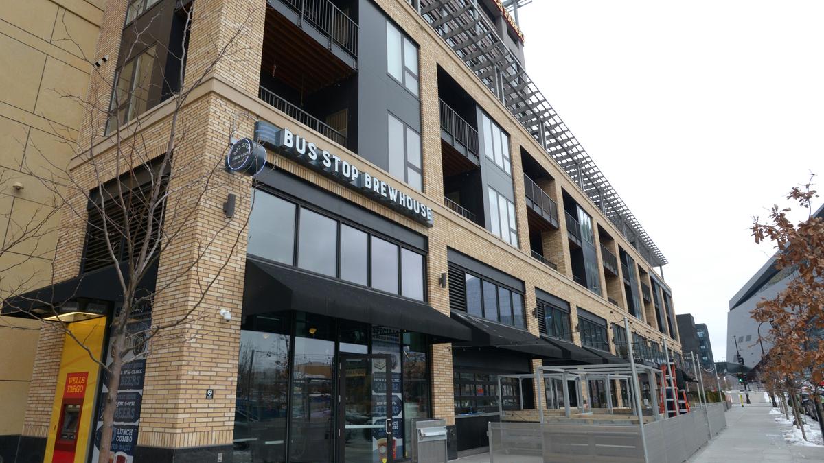 Hot Spots: Bus Stop Burgers & Brewhouse opens in Minneapolis ...