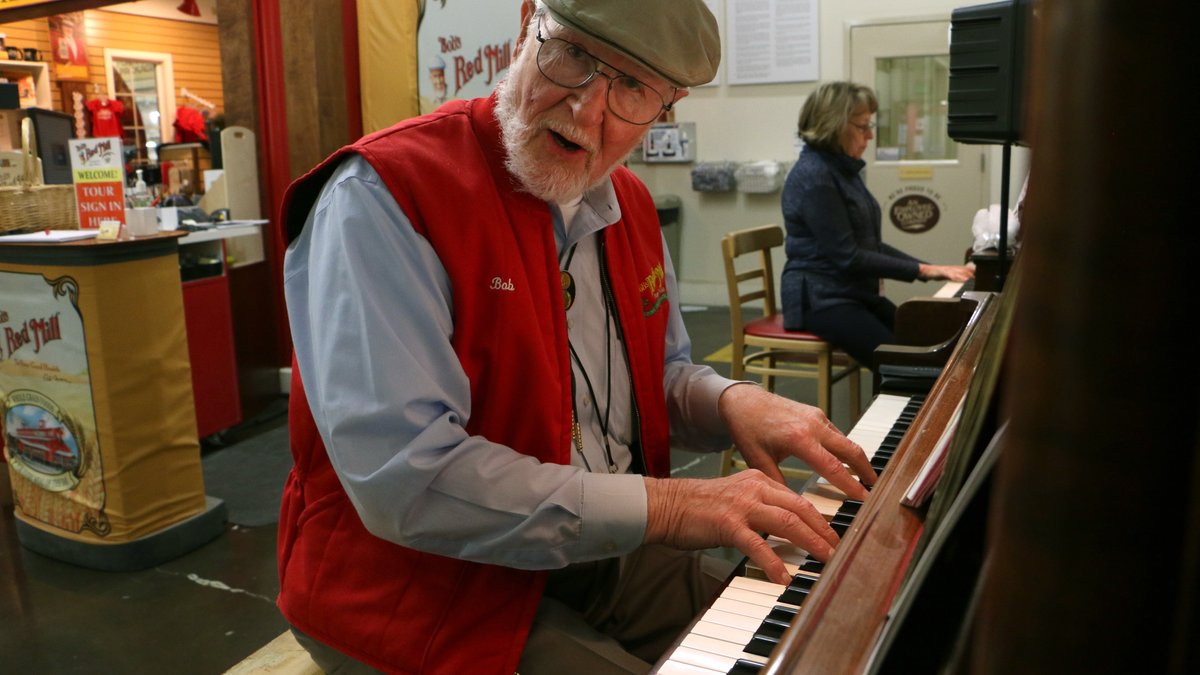 Remembering Bob's Red Mill cafe and store - Portland Business Journal