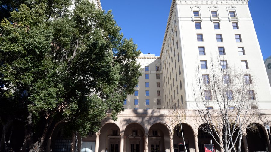 Seagate Properties buys former hotel downtown - Sacramento Business Journal