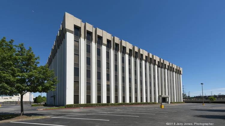 Weingarten sells office building in Houston's Heights - Houston ...