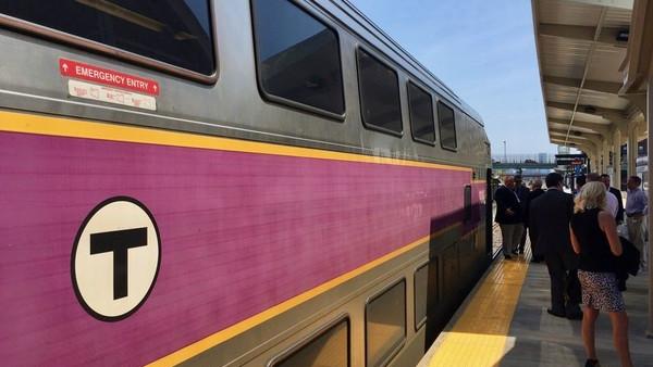 MBTA commuter rail panel considers new train cars, frequent service ...